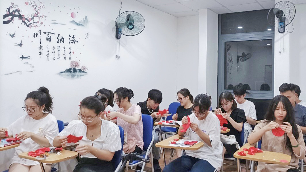 Khóa học - eUni - Đại học trực tuyến hàng đầu Việt Nam